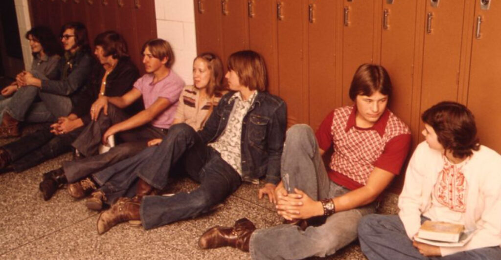 17 High School Fads From The '70s That Were Totally Radical