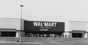 The Evolution of Walmart Through Vintage Photos